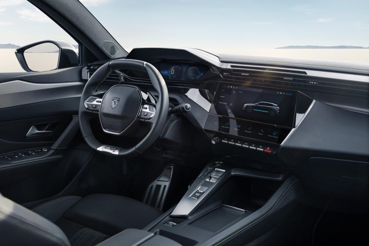 La Peugeot e-308 disponible avec la finition e-Style