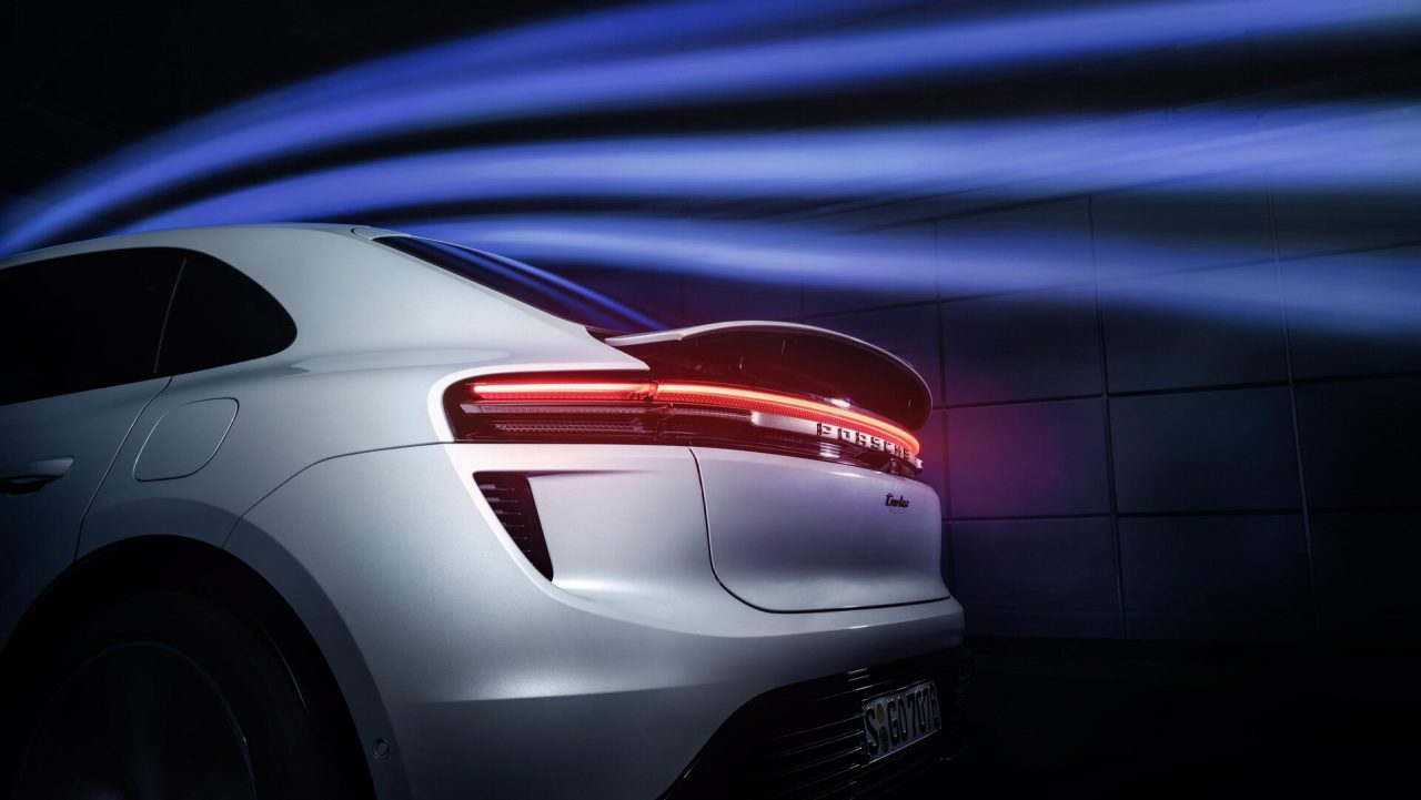 The Porsche Macan Electric with up to 639 hp has the best Porsche ...