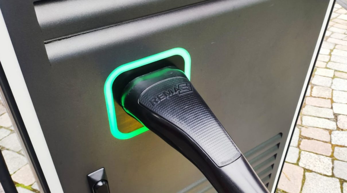 Dabei handelt es sich um das neue Ein-Megawatt-Ladesystem von ...