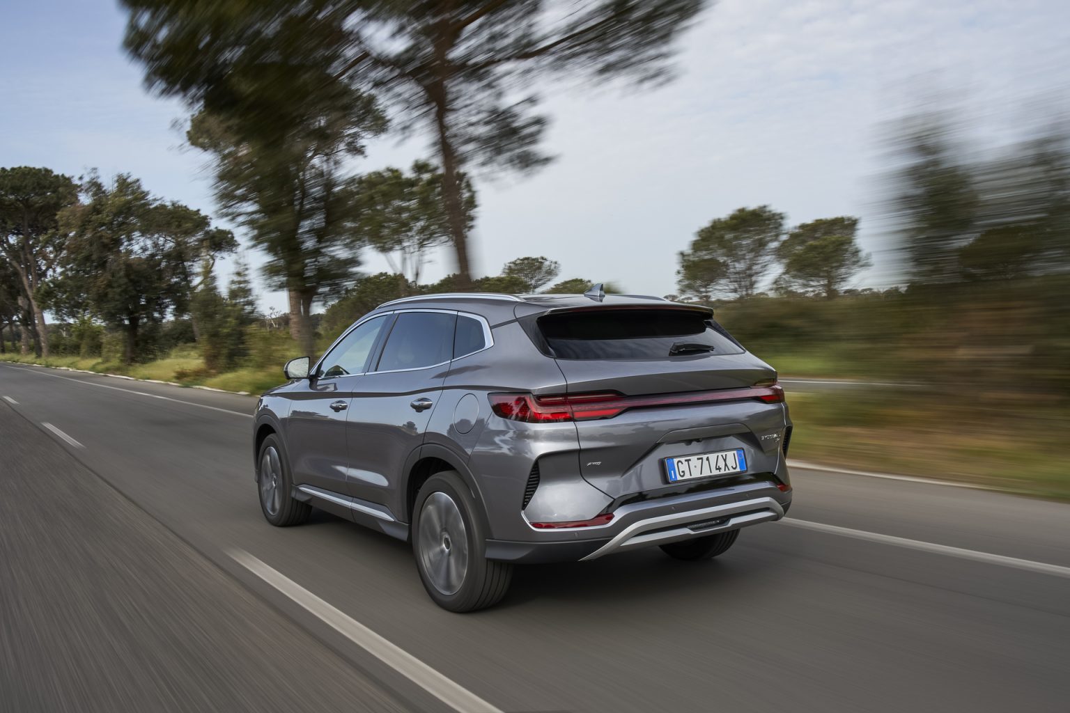 BYD SEAL U DM-i: affordable plug-in hybrid with 125 kilometers of autonomy