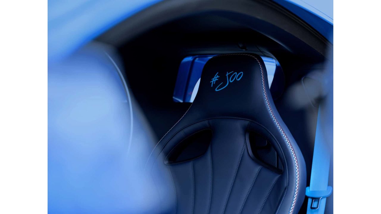 Bugatti Chiron L Ultimate Seat