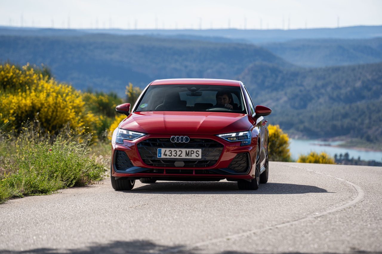 Al volante della nuova Audi A3: guida all'acquisto per scegliere bene