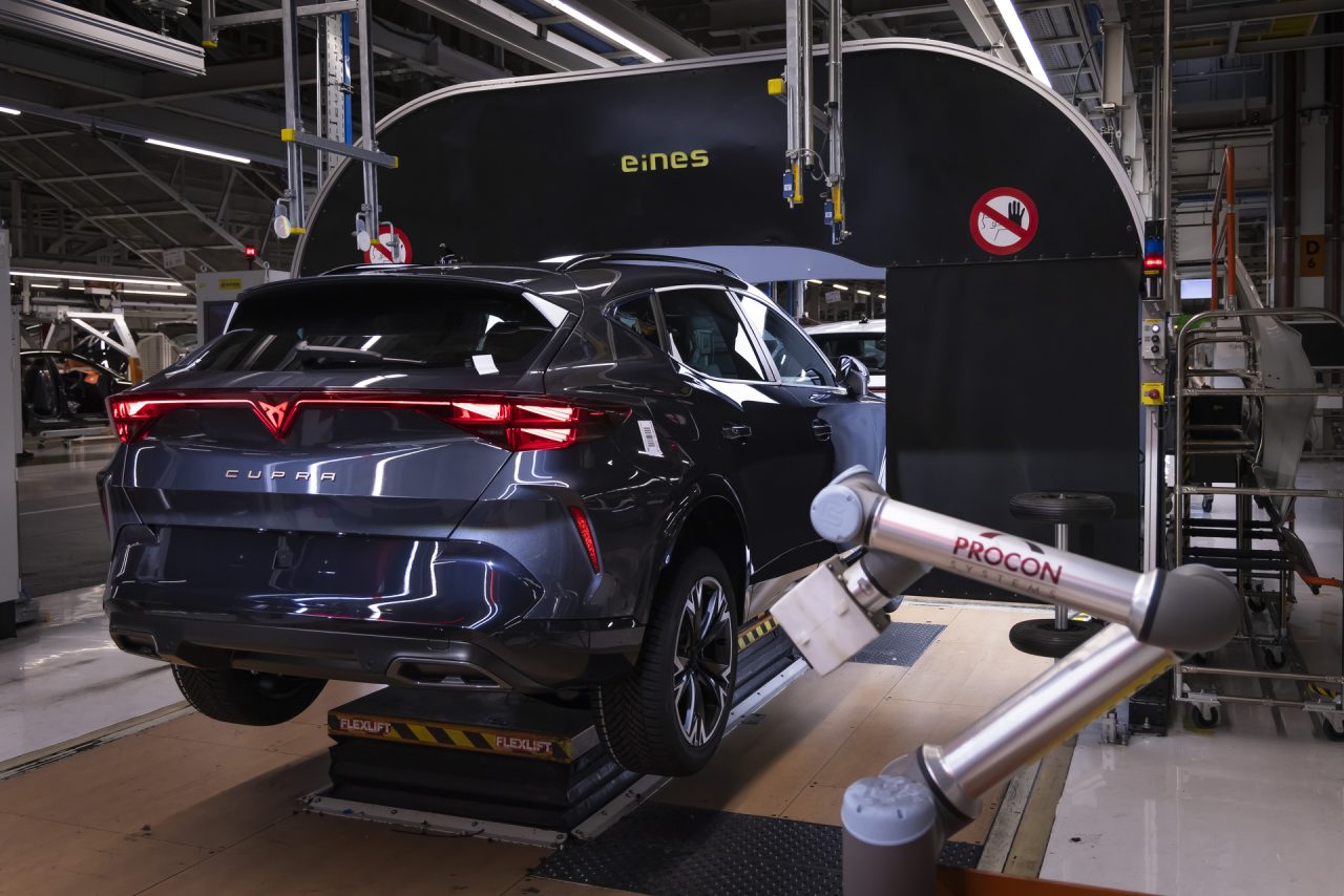 The CUPRA Formentor and León start production at the Martorell factory