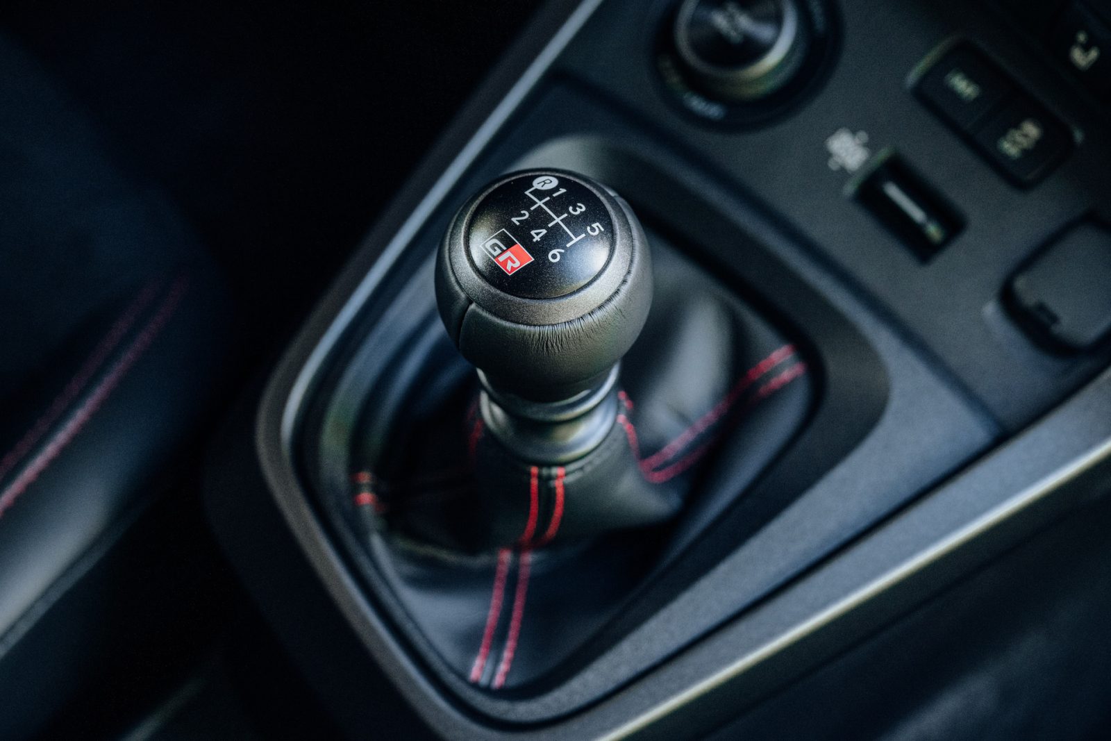 Toyota GR Yaris 2024: new gearbox, better engine and a price from €47.500