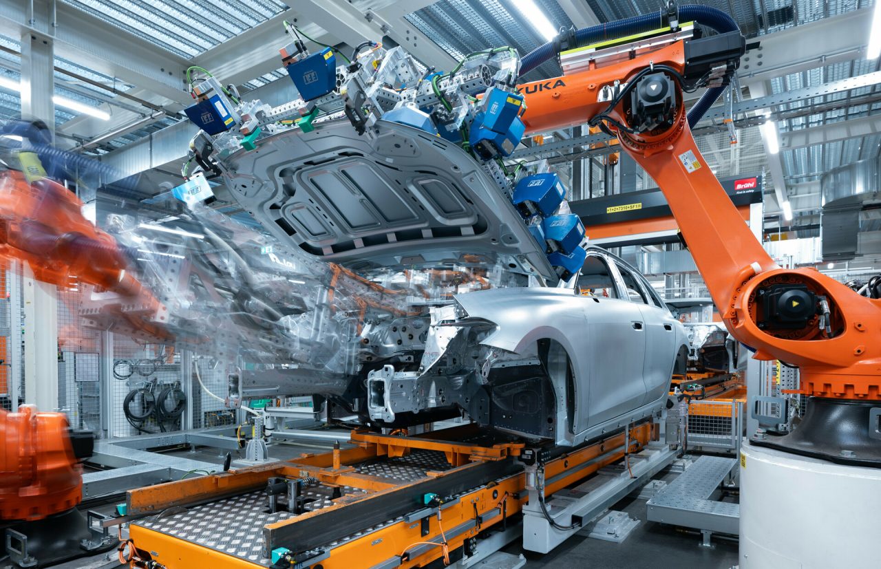 Der neue Audi A5 mit der Premium Combustion Platform (PPC) startet die ...