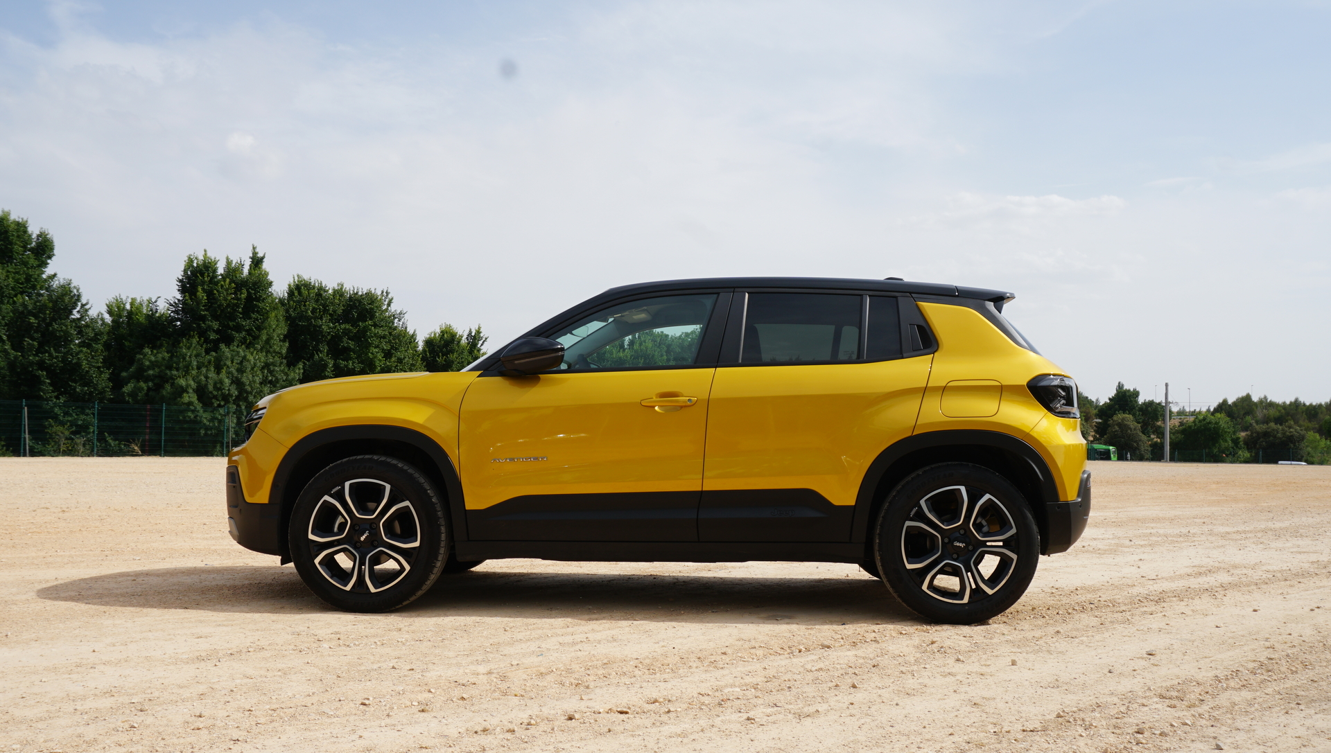 Test Jeep Avenger: benzine, hybride of elektrisch? Wij zijn duidelijk