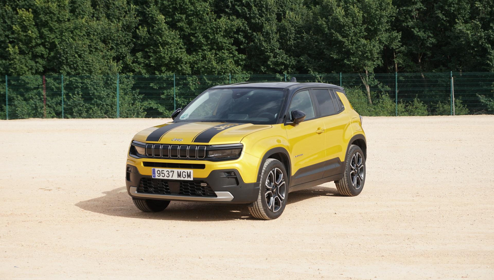 Test Jeep Avenger: Benziner, Hybrid oder Elektro? Wir sind klar
