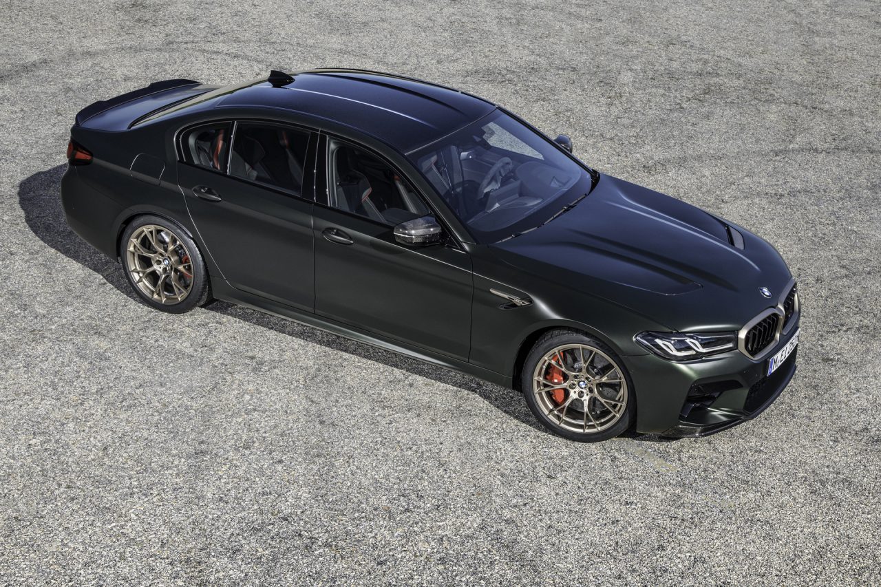 40 years of dominance: The evolution of the seven generations of the BMW M5