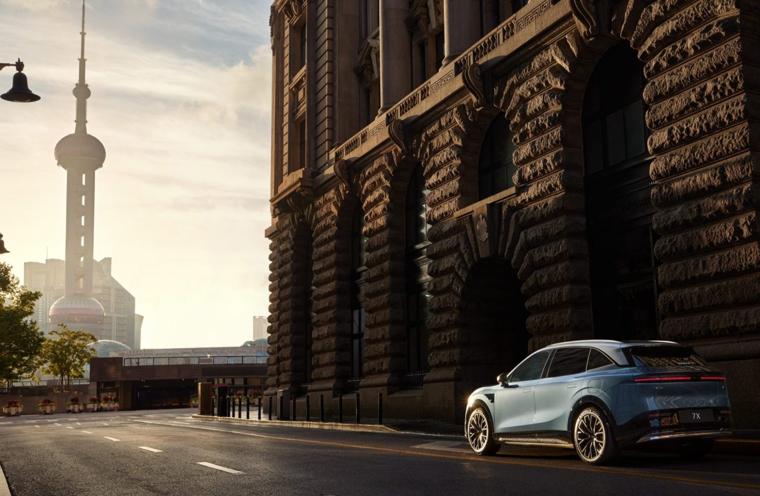 Zeekr正式推出全新7X電動SUV