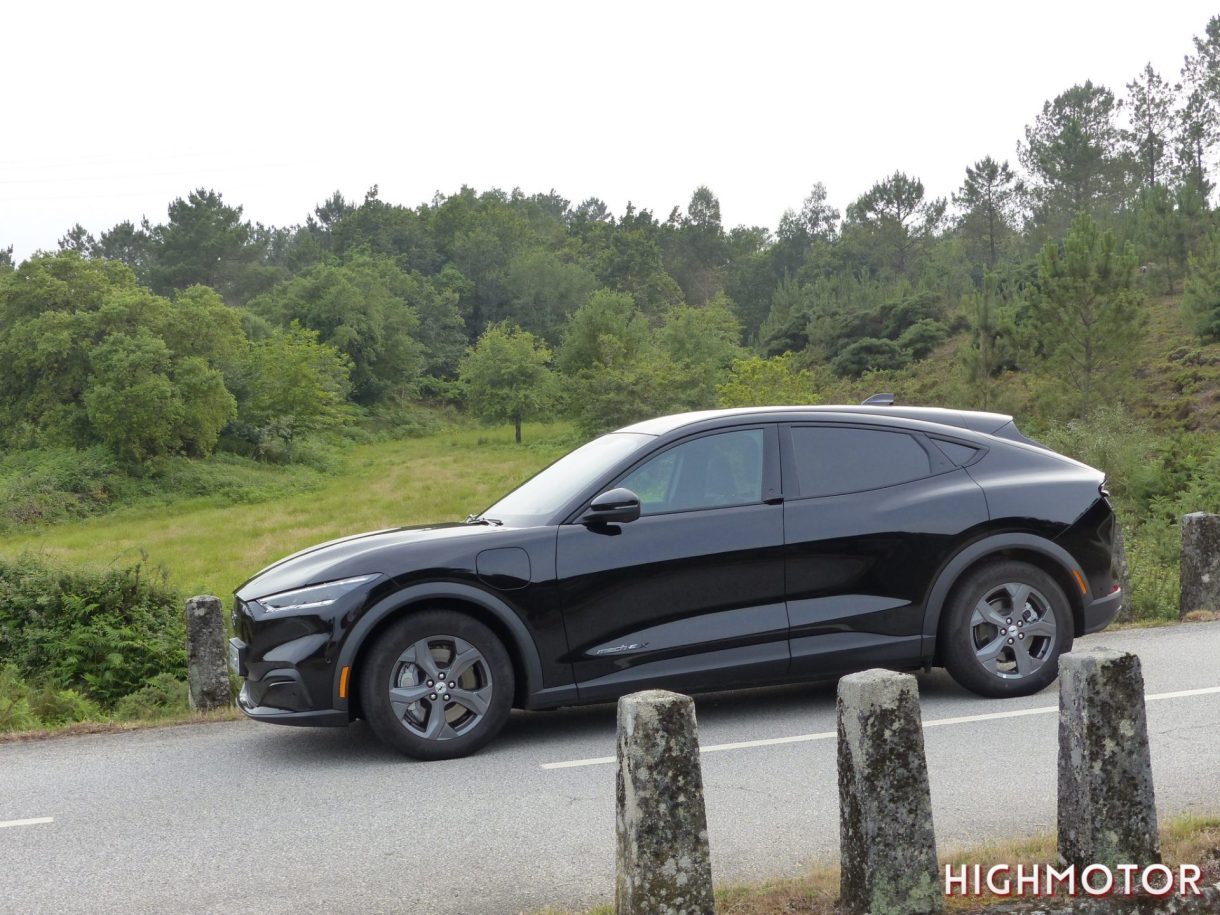 Ford Mustang Mach-E test, we analyze all its versions