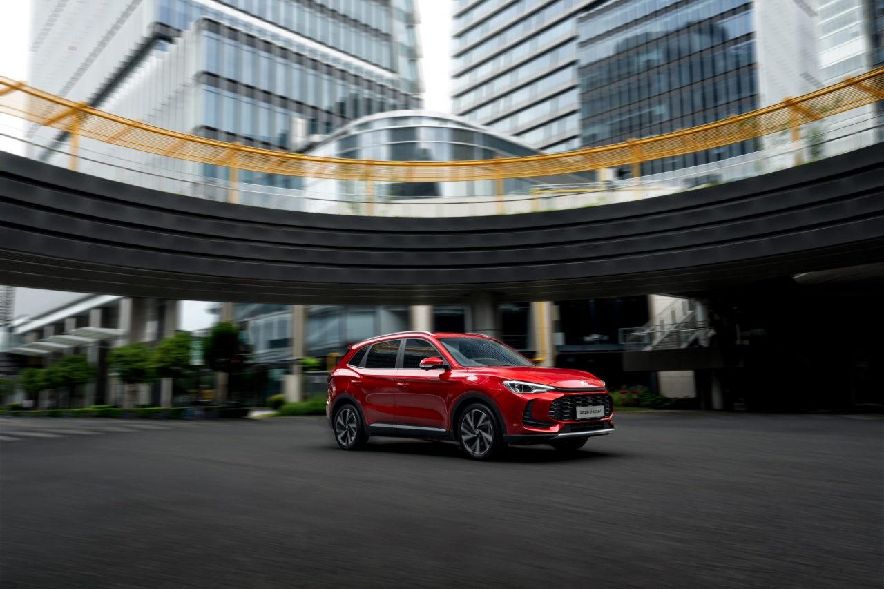 Az MG megkezdi a Hybrid+ motorral szerelt ZS értékesítését