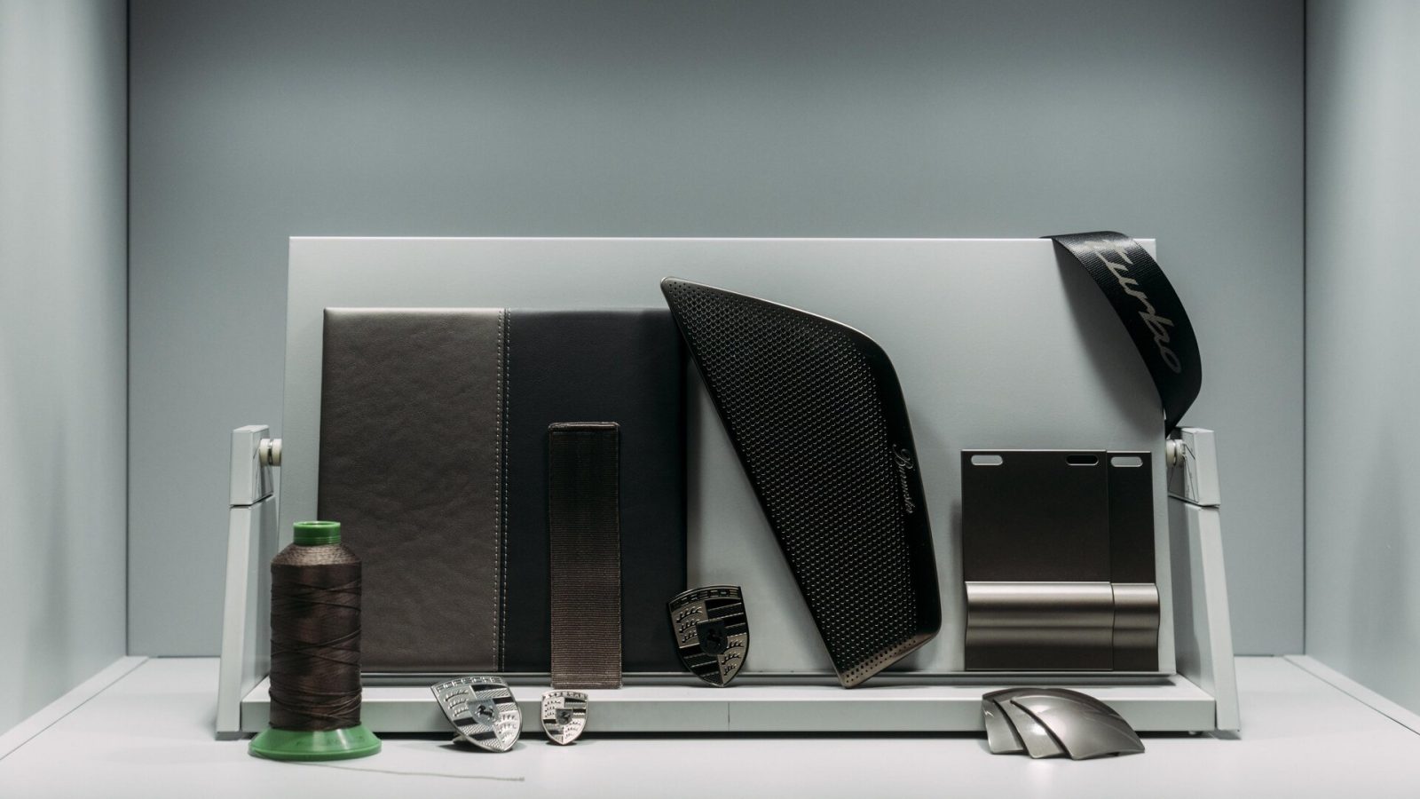 «Turbonite» el primer color exclusivo personalizado de Porsche