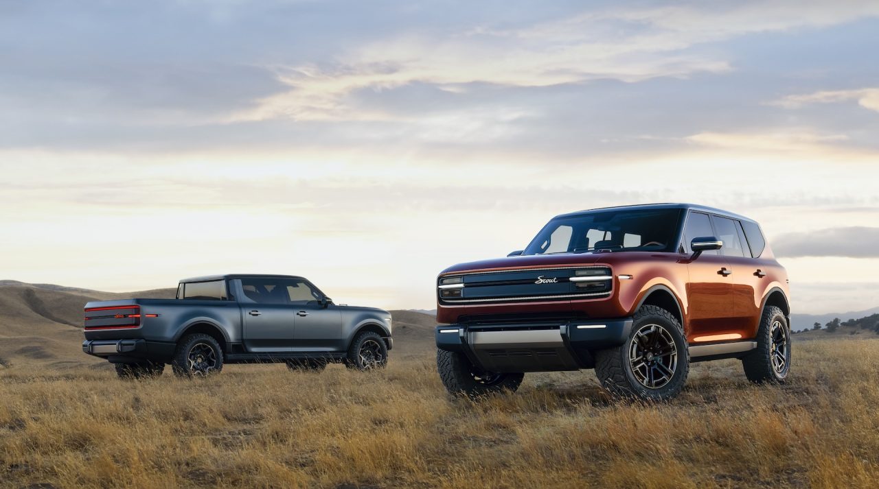 Scout präsentiert den Traveller SUV und den Terra Pickup für den ...