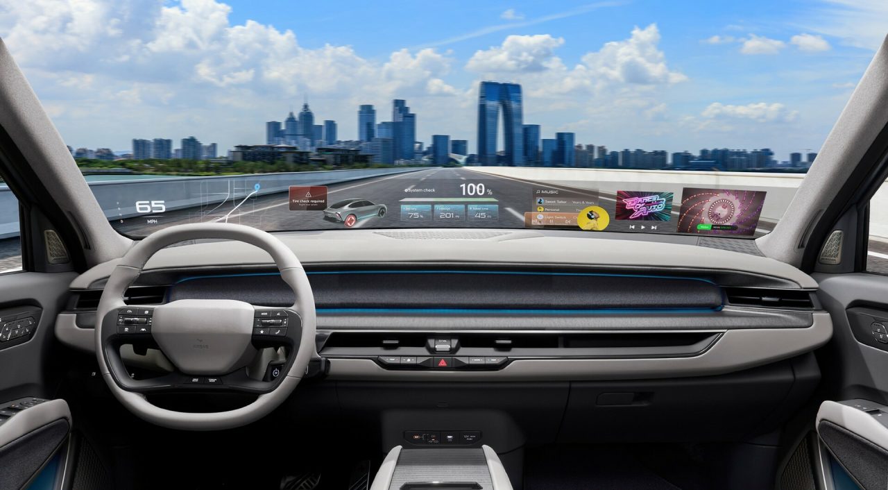 Goodbye to screens: Huawei presents its digital windshield