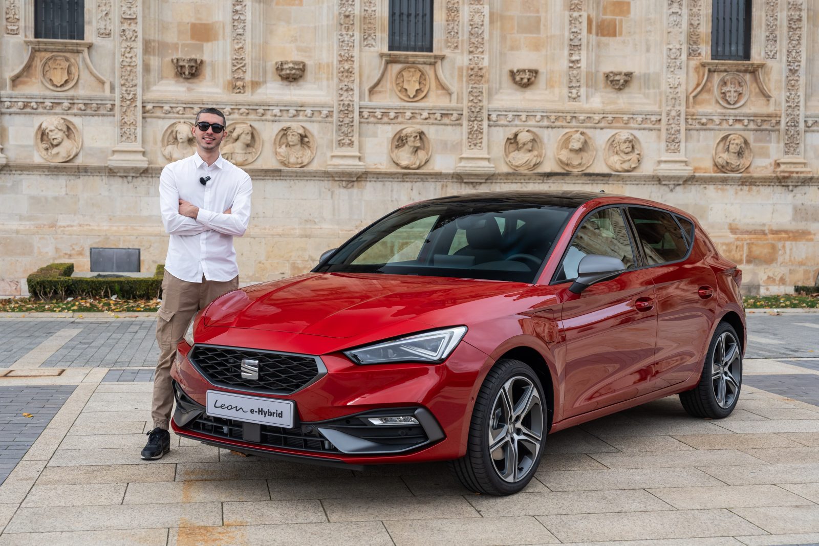 Seat Leon e-Hybrid 2024: the PHEV you want and can afford now with 133 ...