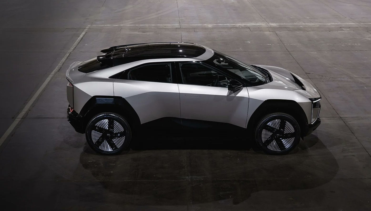 Mahindra überrascht mit der Einführung zweier neuer Elektro-SUVs: BE 6e ...