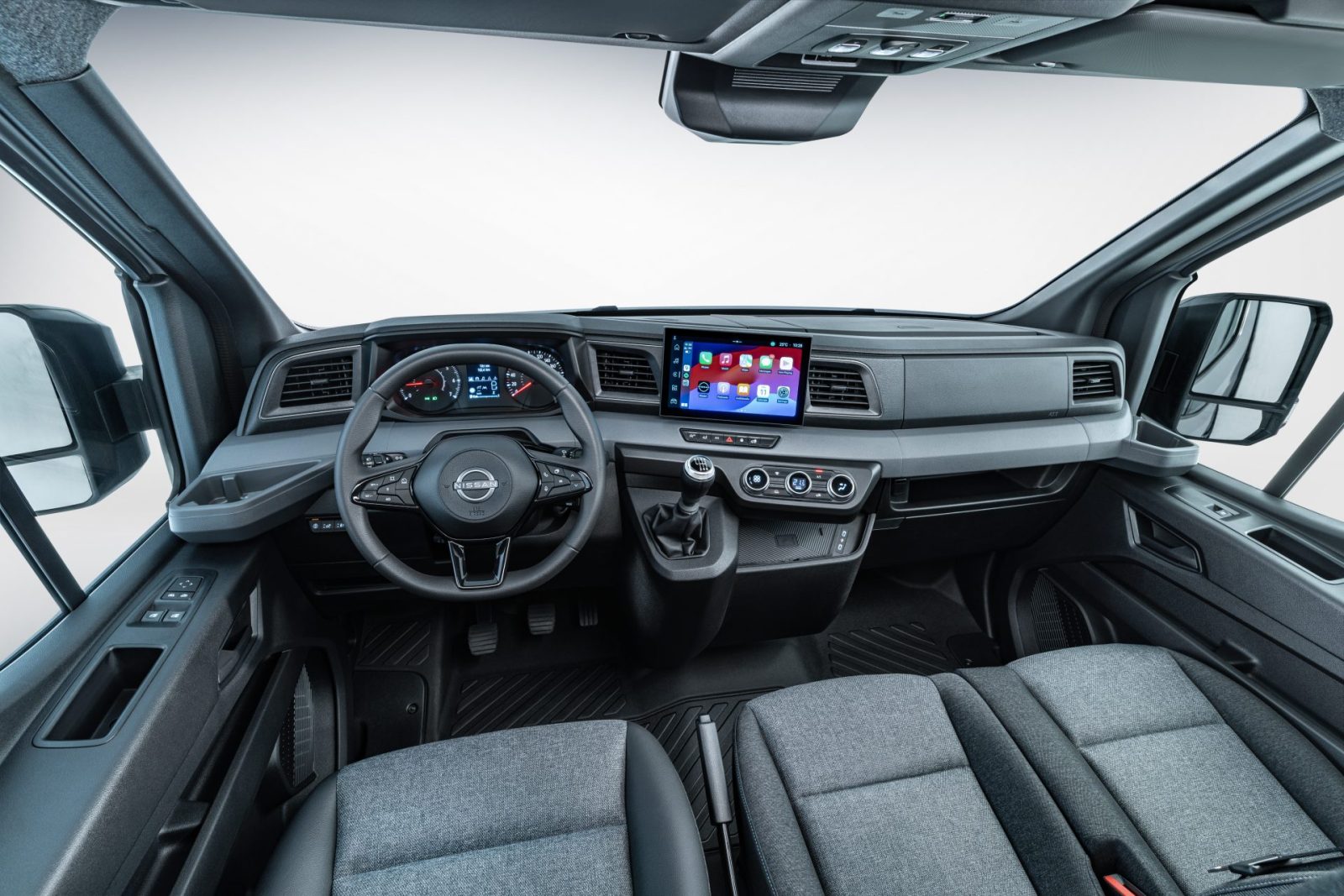 Nissan heeft zijn Interstar al vernieuwd en te koop bij zijn Spaanse ...