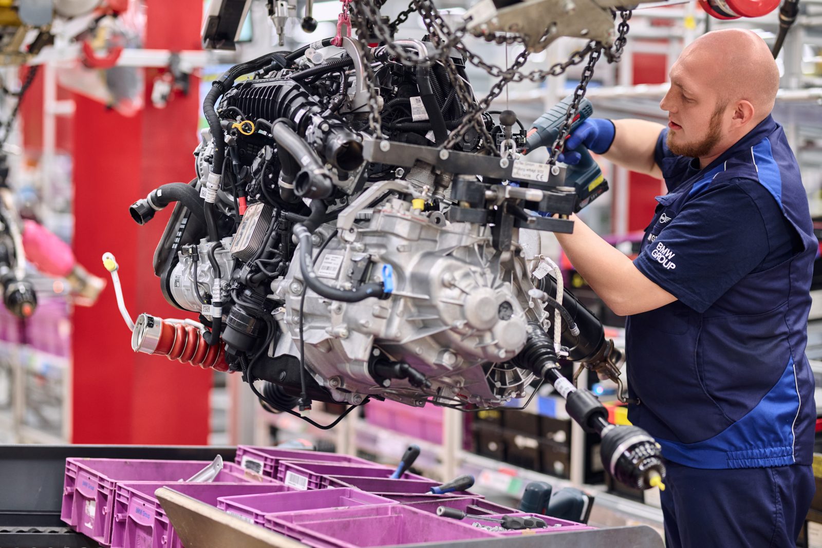 BMW starts filling its new diesel models with HVO 100
