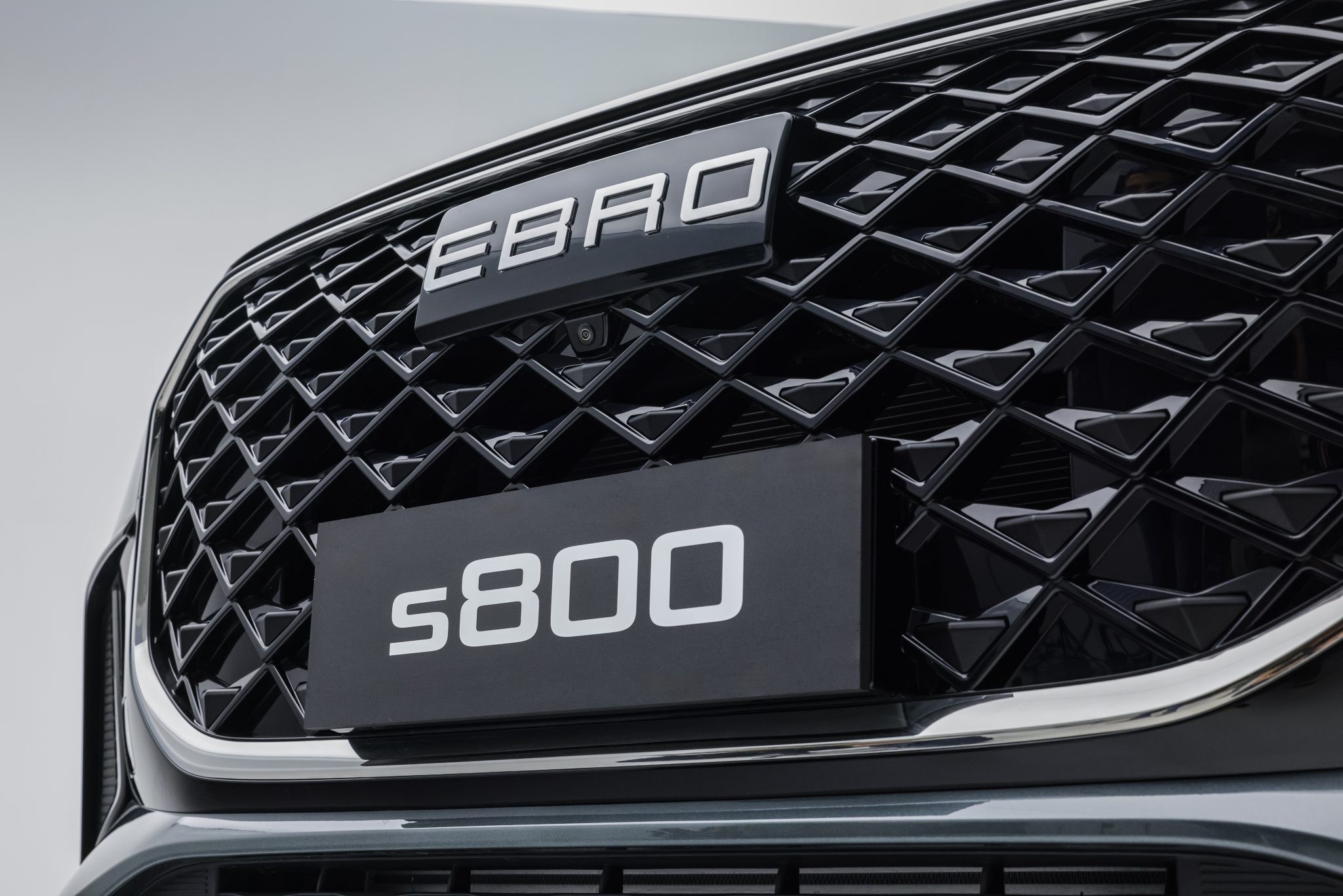 EBRO S700 and S800: the return of a Spanish legend to the SUV segment