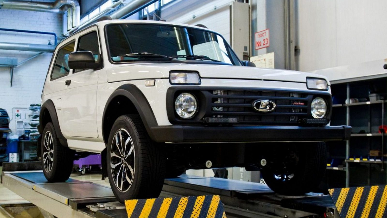 Lada Niva Sport: the Russian SUV refuses to disappear