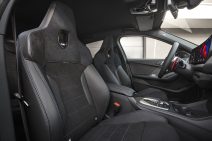 Prueba BMW M135 xDrive: probamos el compacto premium de BMW que compite con los mejores