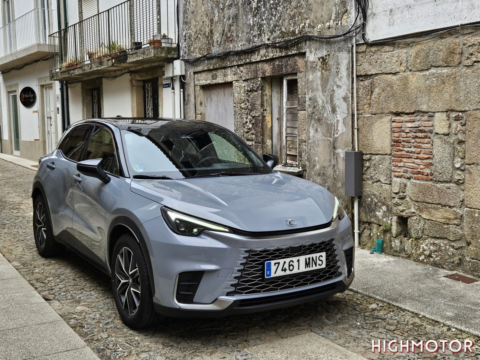 Essai et revue de la Lexus LBX, une citadine vraiment premium