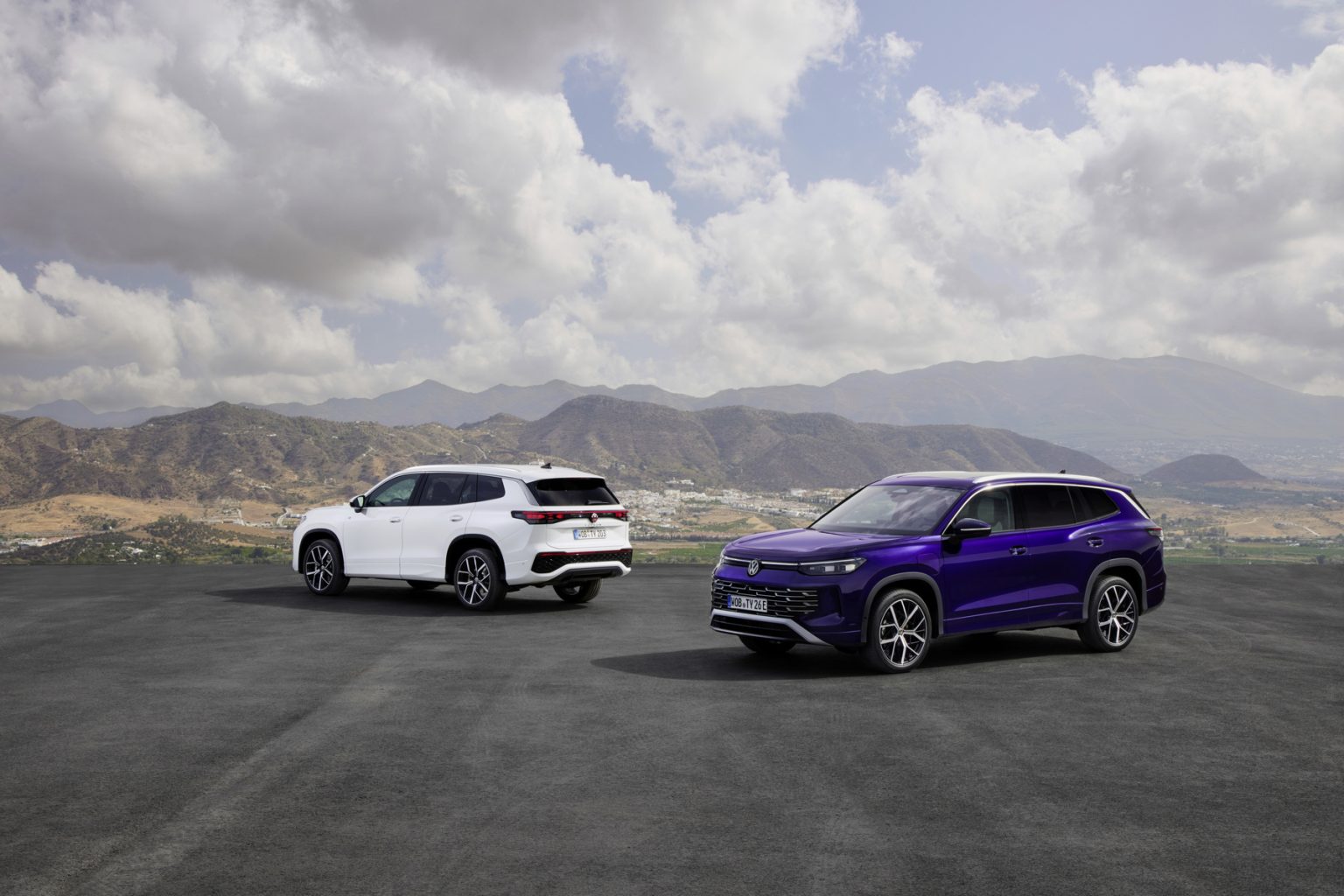 Volkswagen starts sales of the Tayron in full