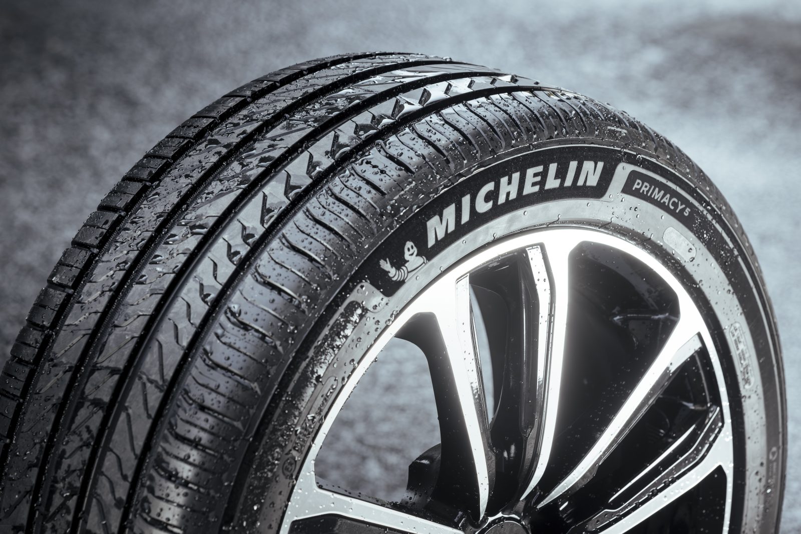 Nouveau pneu MICHELIN Primacy 5