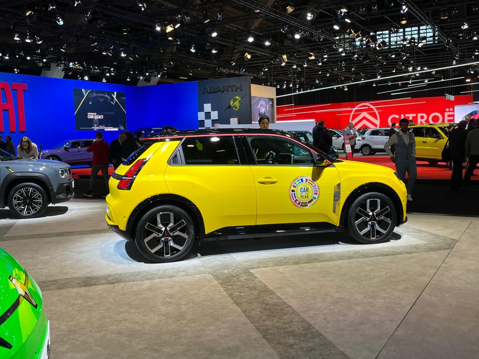 La Renault 5/Alpine A290, élue Voiture de l'année Europe 2025