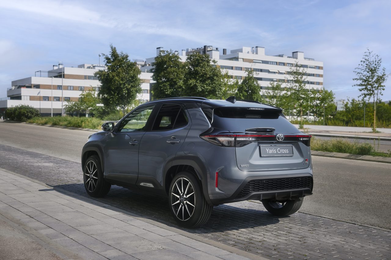 Toyota Yaris Cross 2025 (2)