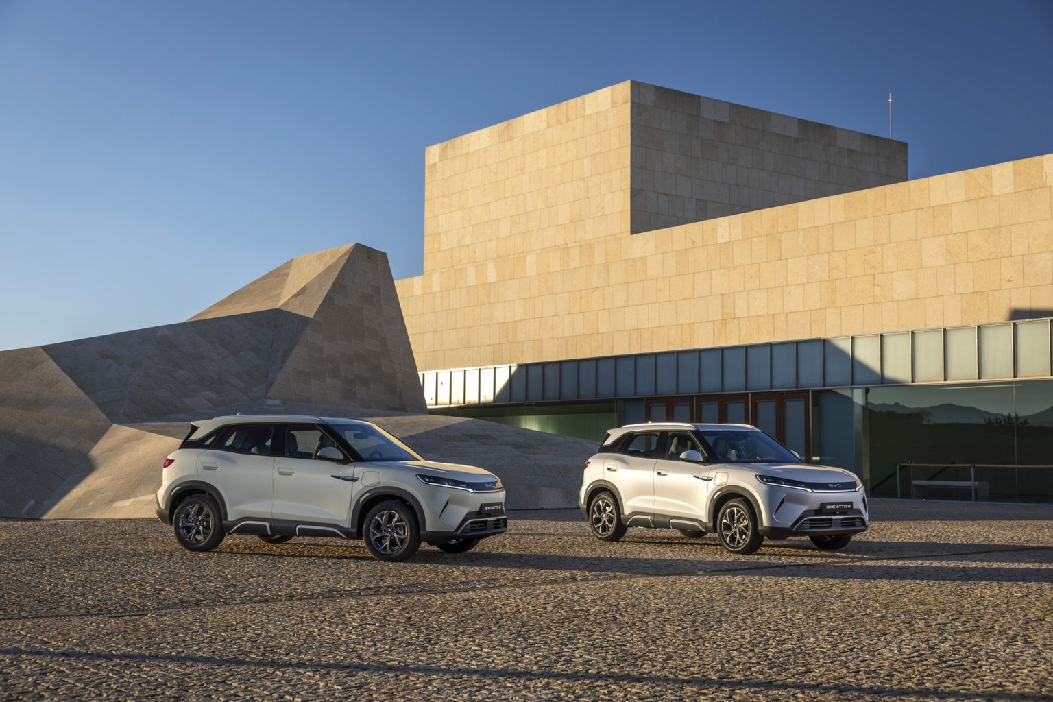 BYD Atto 2: al volante del SUV más accesible de BYD