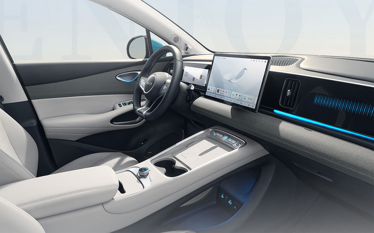 BYD presenta o seu novo SUV compacto, o Sealion 05.