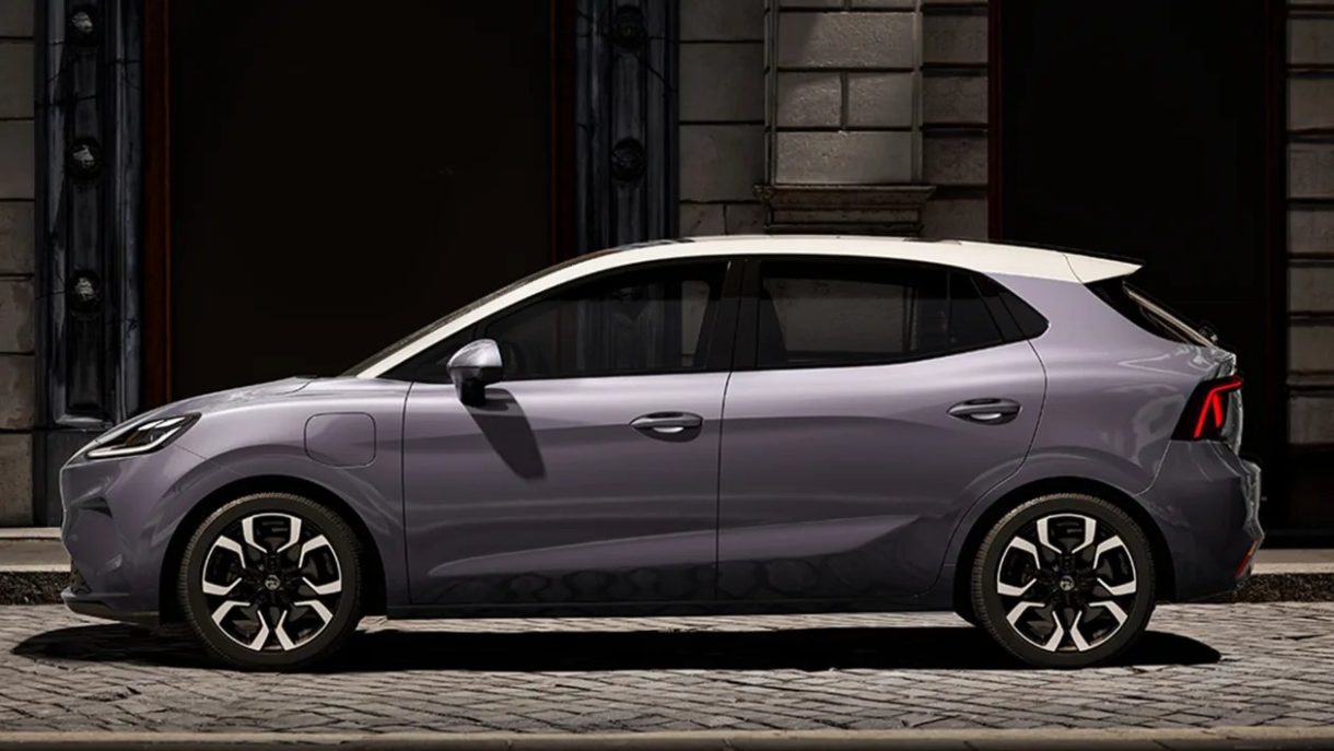 La MG4 est entièrement remaniée dans sa nouvelle édition 2025.