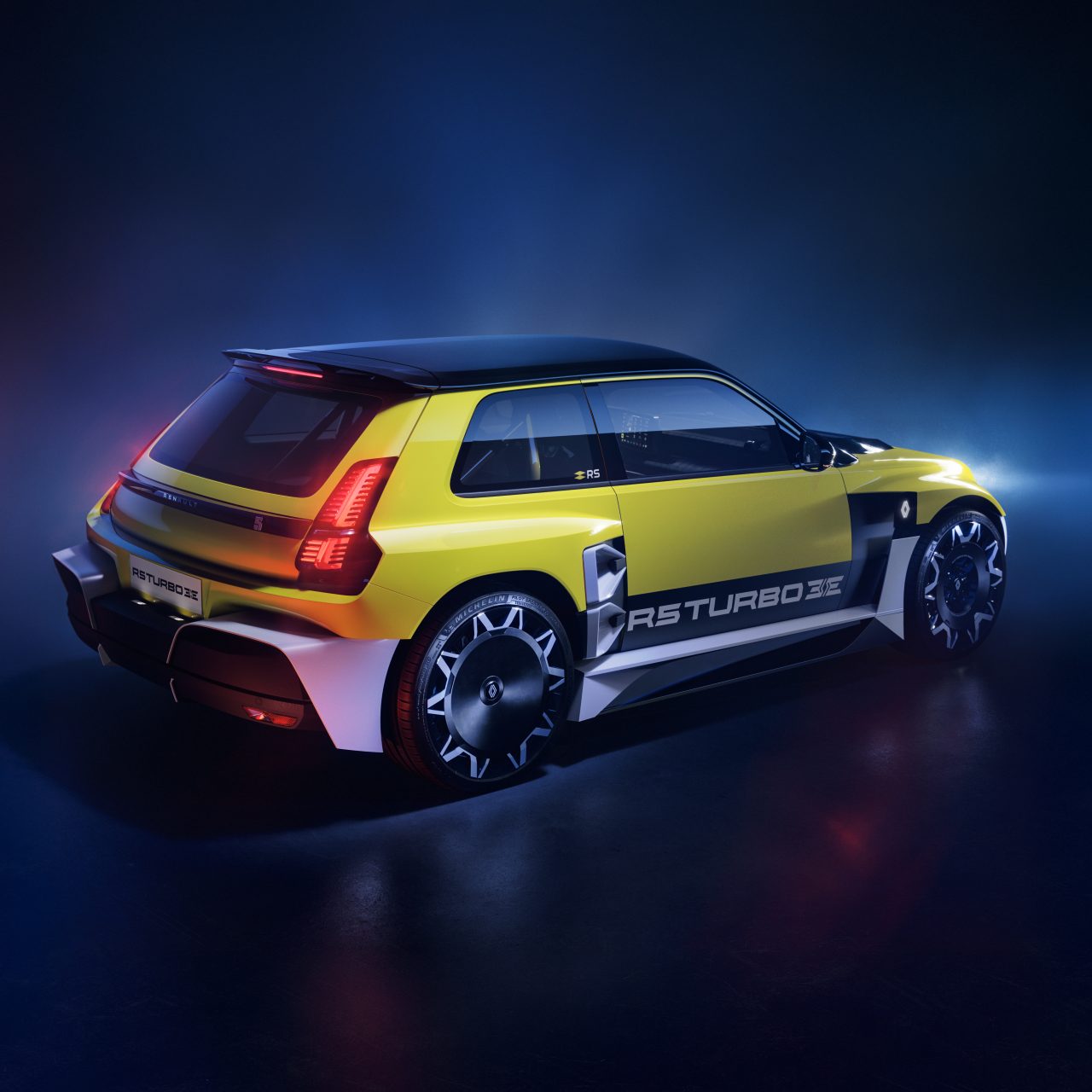 Renault presenta al eléctrico y espectacular 5 Turbo 3E