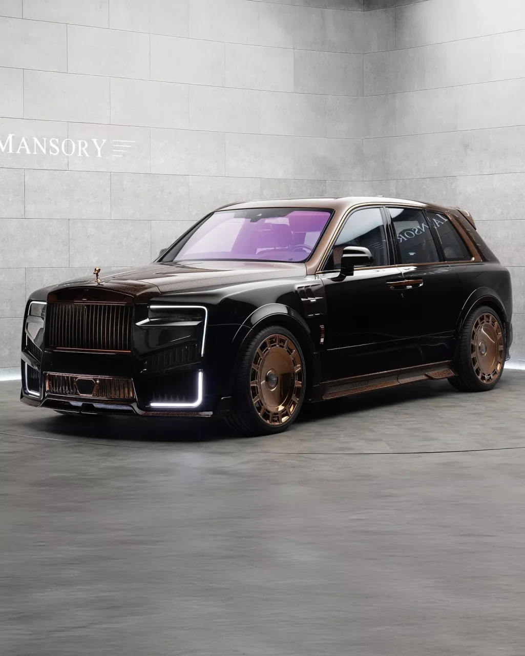 El nuevo Rolls Royce Cullinan de Mansory es la versión más atrevida que verás hoy