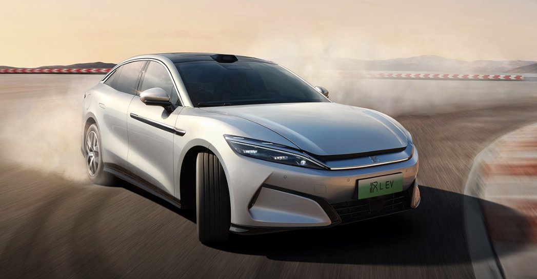 BYD pone a la venta en China los nuevos Tang L y Han L