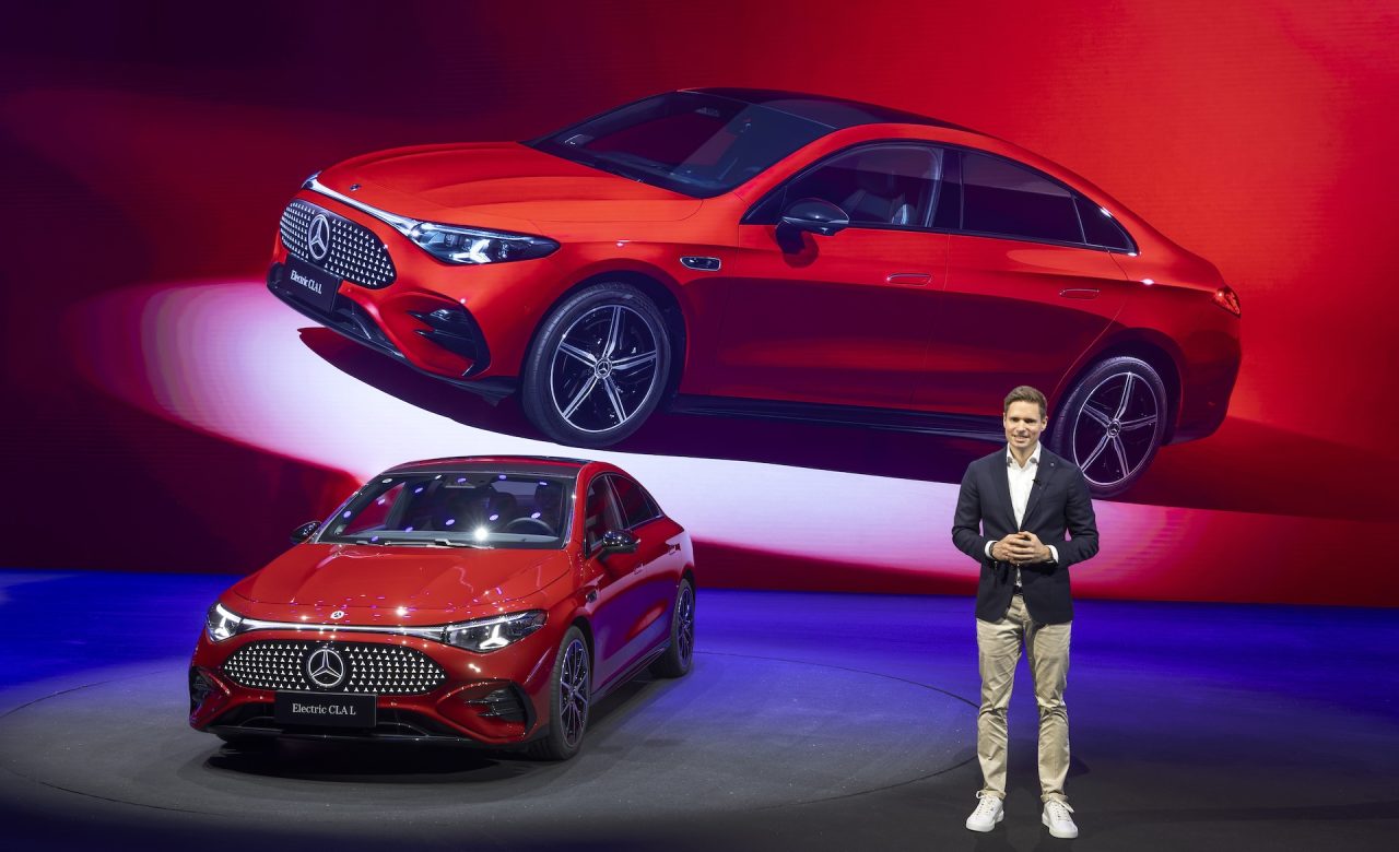 Mercedes-Benz anuncia en China una variante del CLA con mayor batalla para ese mercado
