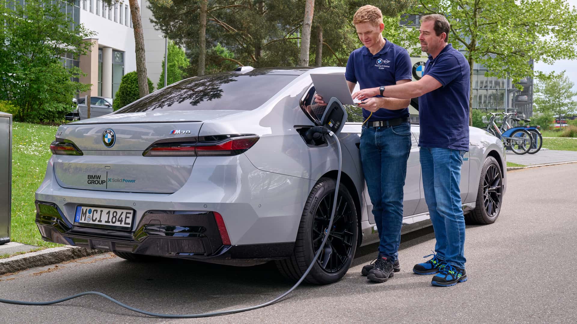 Samsung SDI, Solid Power a BMW spojují síly, aby vyvinuly novou baterii s pevným skupenstvím