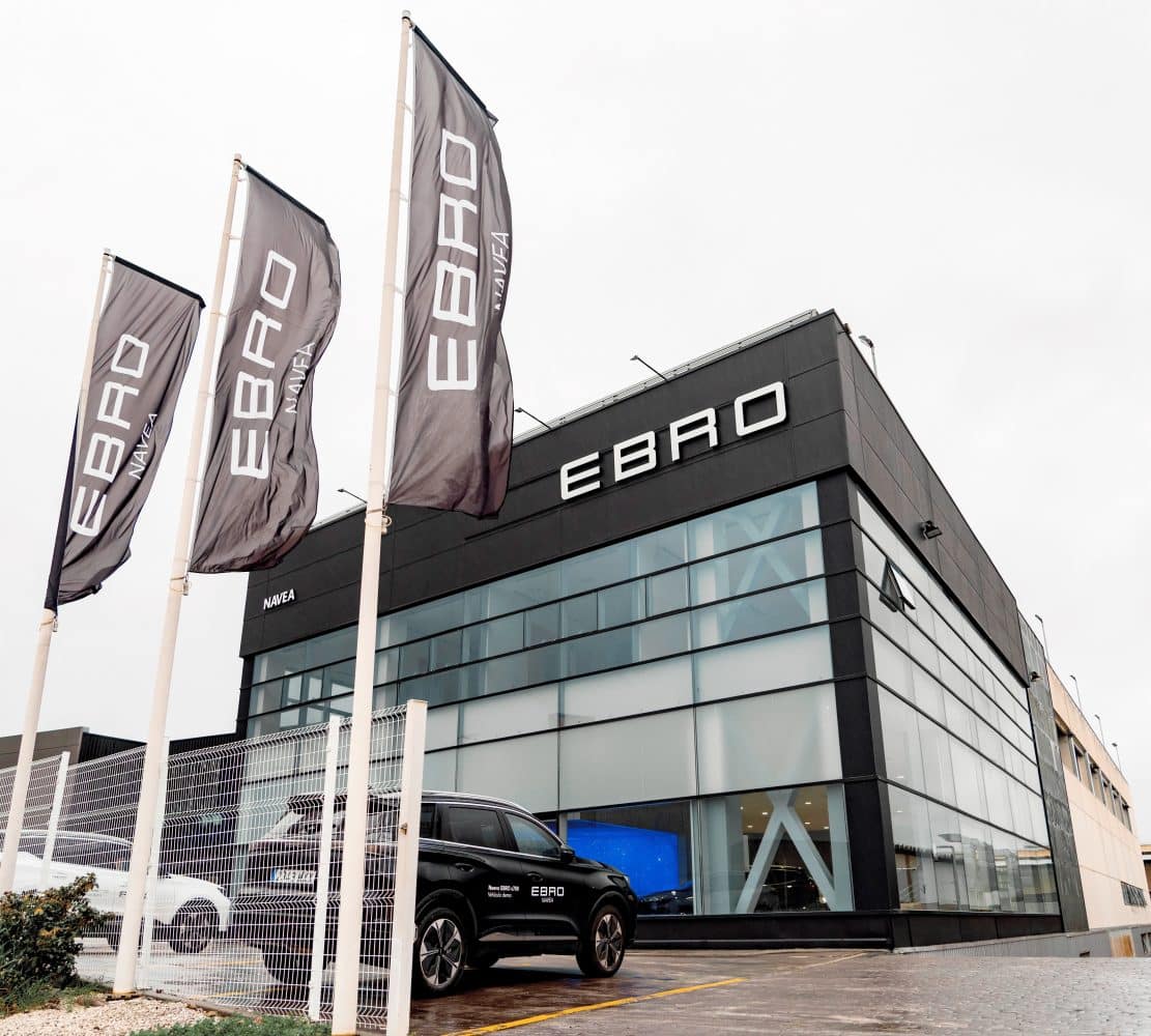 EBRO s400: el SUV híbrido urbano que España necesitaba