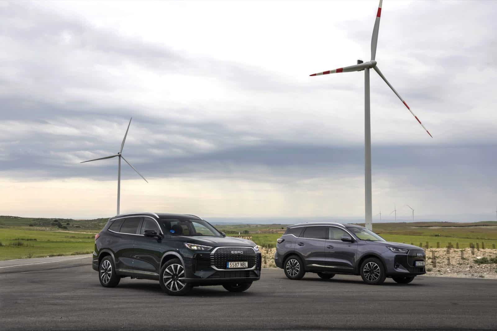 We tested the new Ebro S700 and S800 plug-in hybrids.