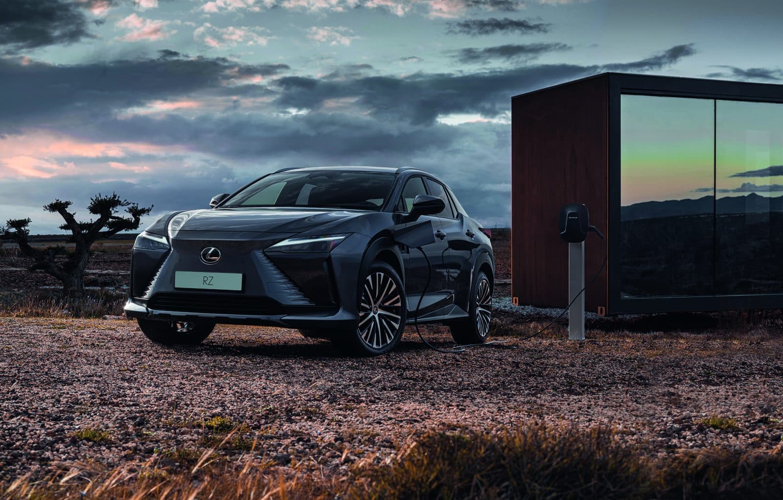 Lexus presenta el acabado e-Premium para el RZ 300e