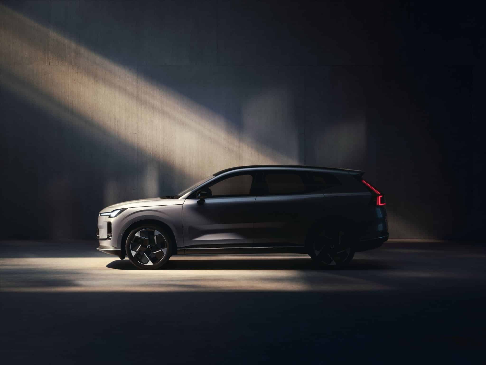 Volvo anuncia la llegada del XC70 como híbrido enchufable