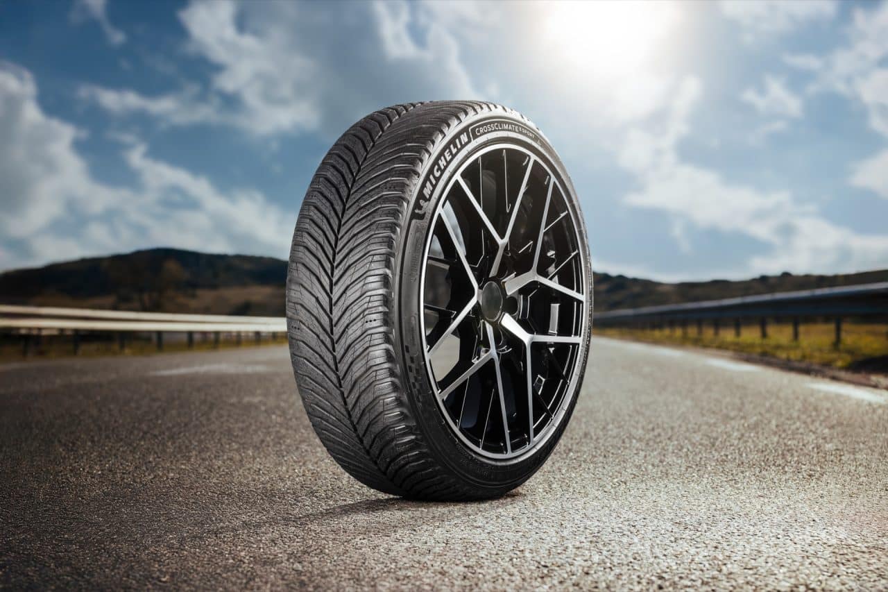 New Michelin CrossClimate 3: the ultimate all-season tire, now also available in a Sport version ...
