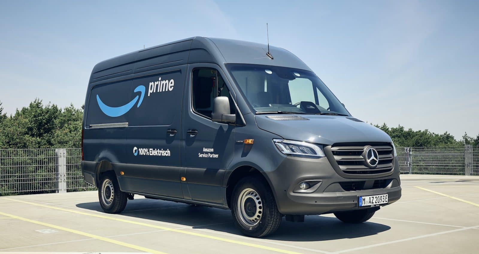 Amazon incorpora a su flota europea de reparto 5 mil furgonetas ...