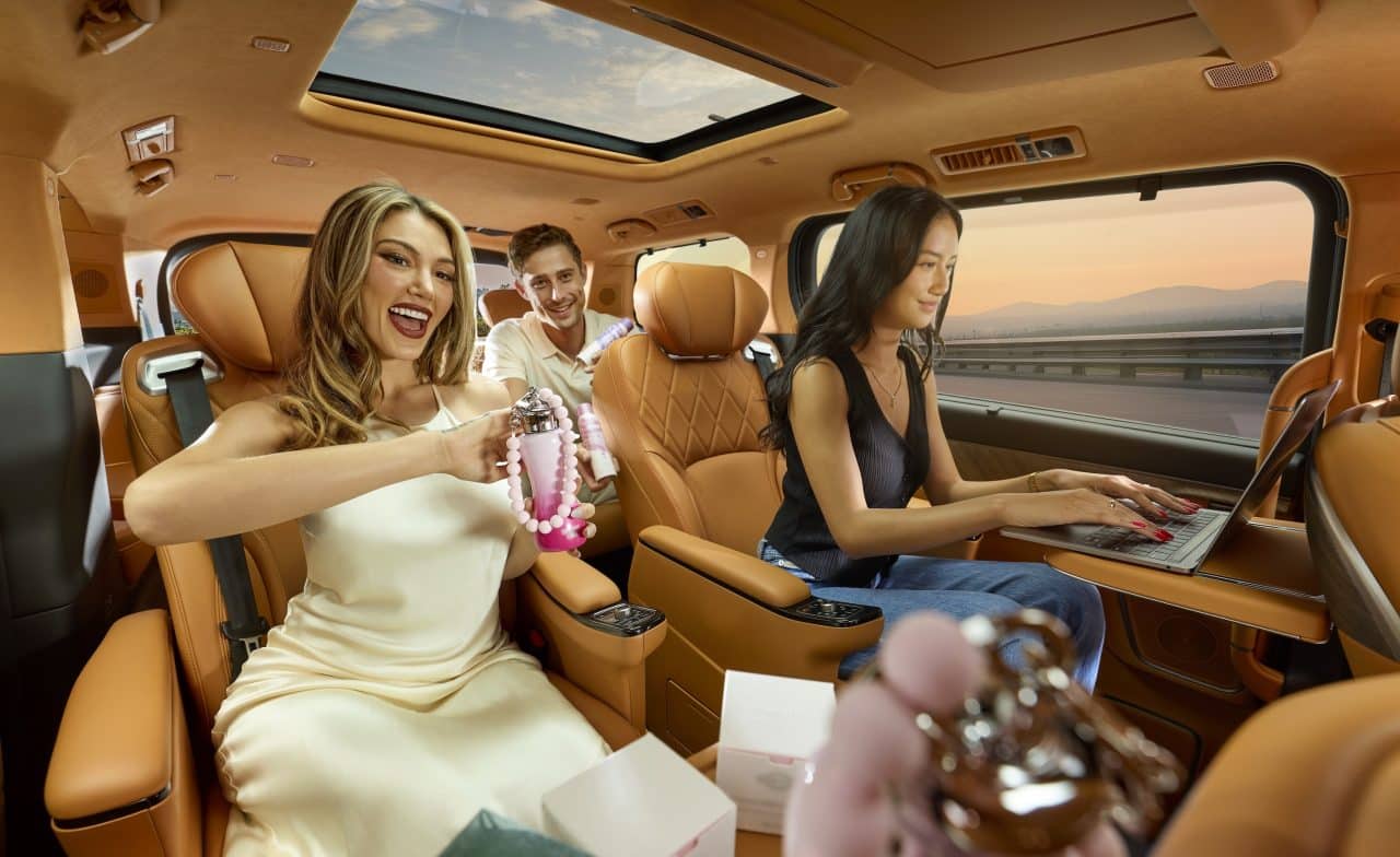 Faraday Future FX Super One: las pantallas llegan también a la parrilla ...