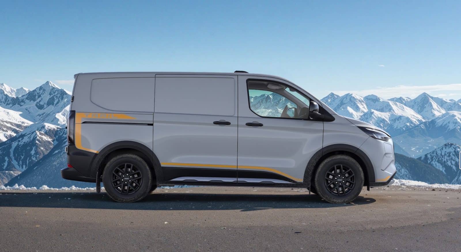 Ford anuncia una versión con tracción total de la E-Transit Custom