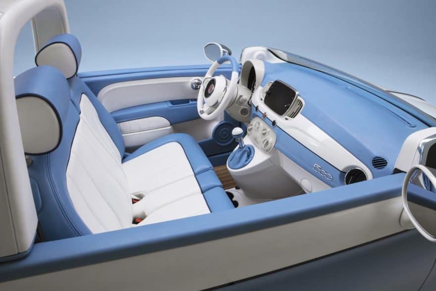 O FIAT 500 Spiaggina restaura o sabor de 'La Dolce Vita' de forma sustentável.