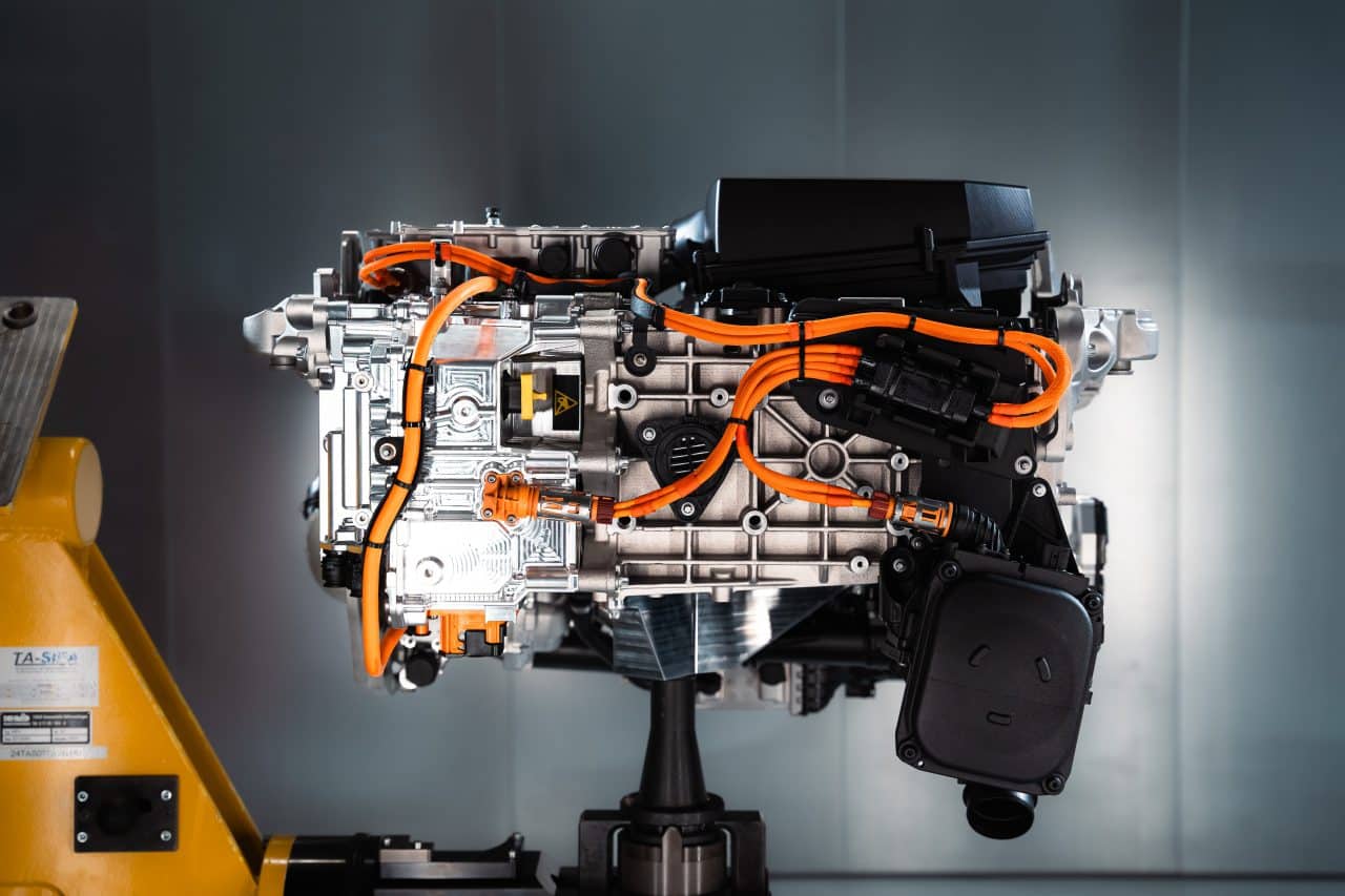 BMW and Toyota finalize new generation of hydrogen engines