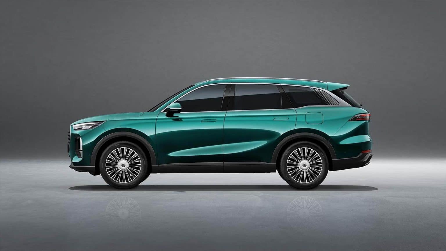 EBRO S900: el nuevo SUV español con más de 100 km eléctricos llegará a ...