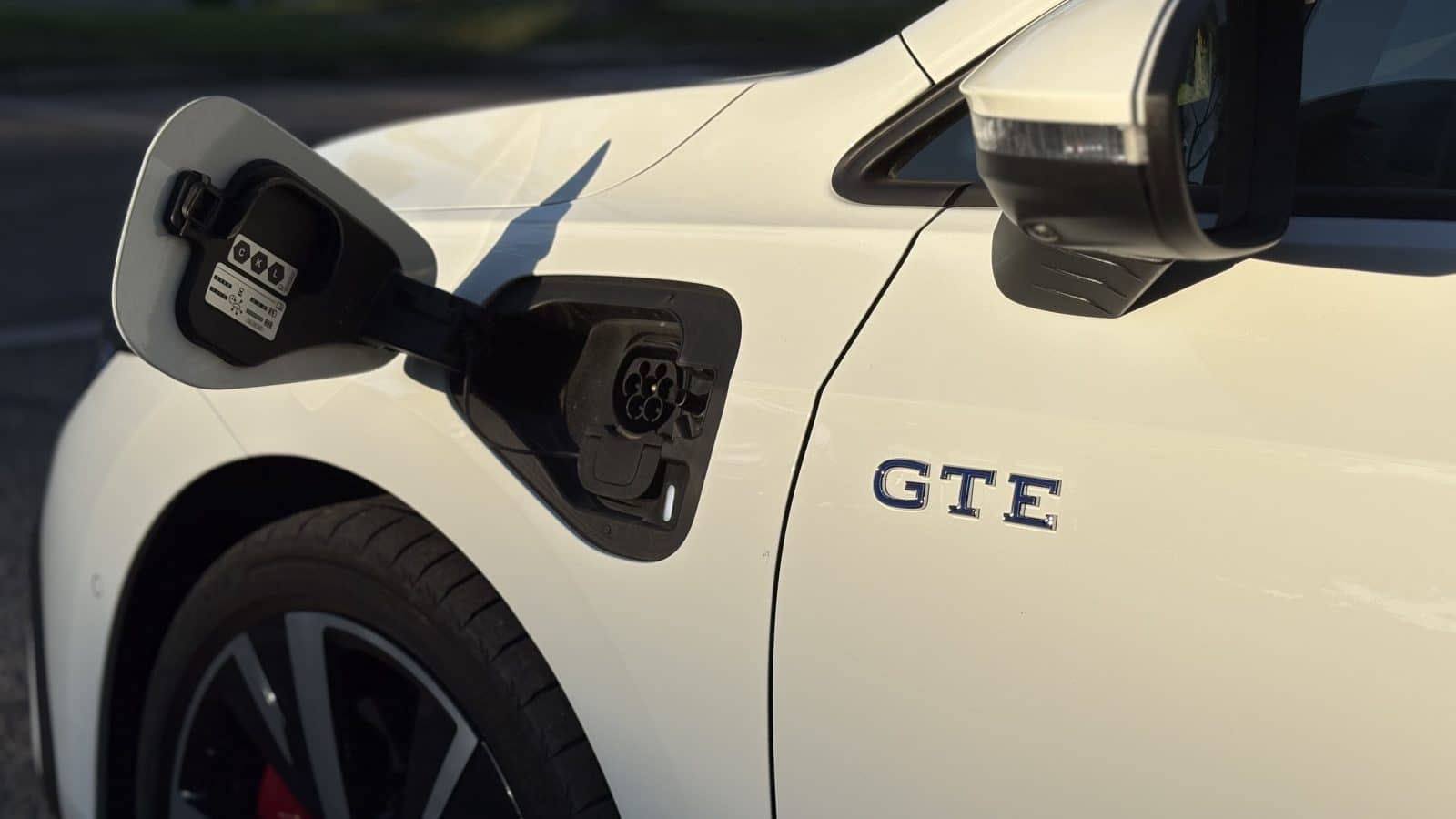 Volkswagen Golf GTE test: the hybrid that can dethrone the legendary GTI?